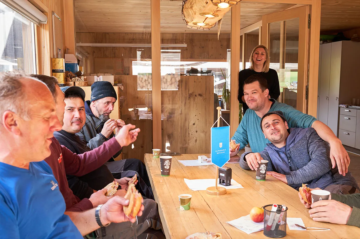 Unternehmen - Alpenholz Metzler